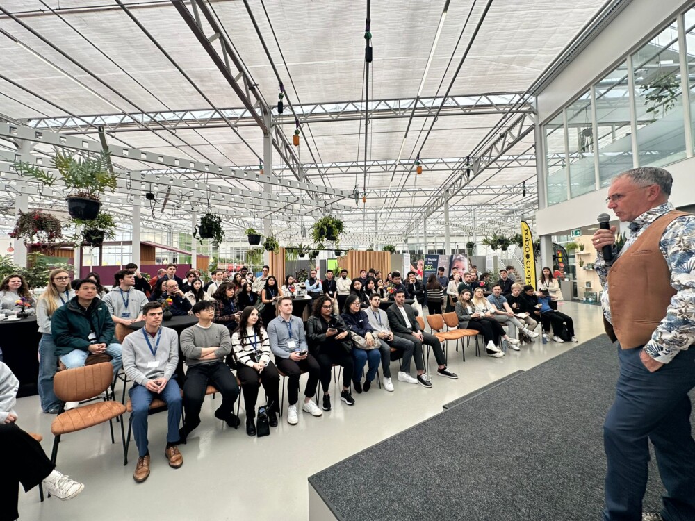 ‘Beste studenten van beste universiteiten’ aan de slag met ...